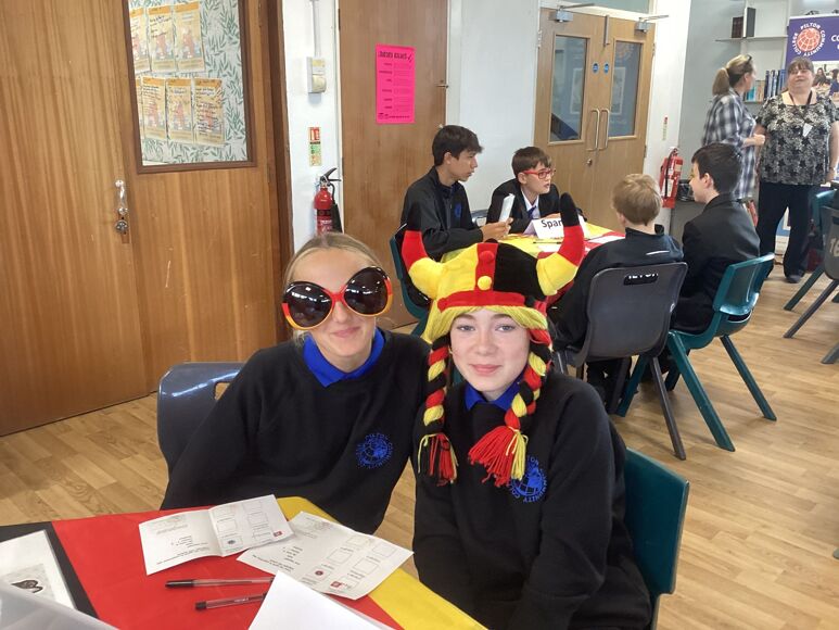 Multi-Lingual Speed Chatting - News - Pilton Community College